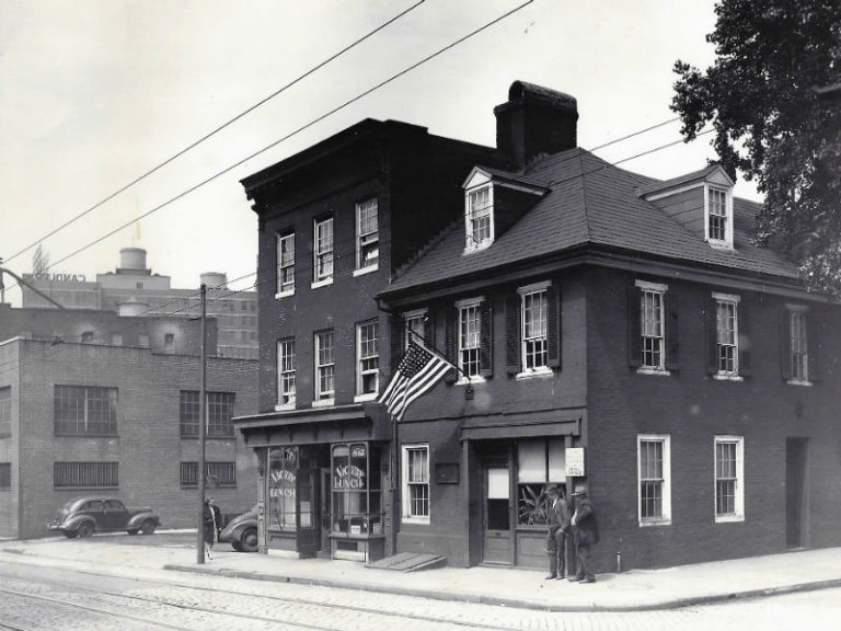 The Flag House: Birthplace of the Star-Spangled Banner - Preservation ...